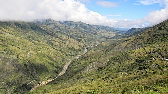 Lembah - IlmuGeografi.com